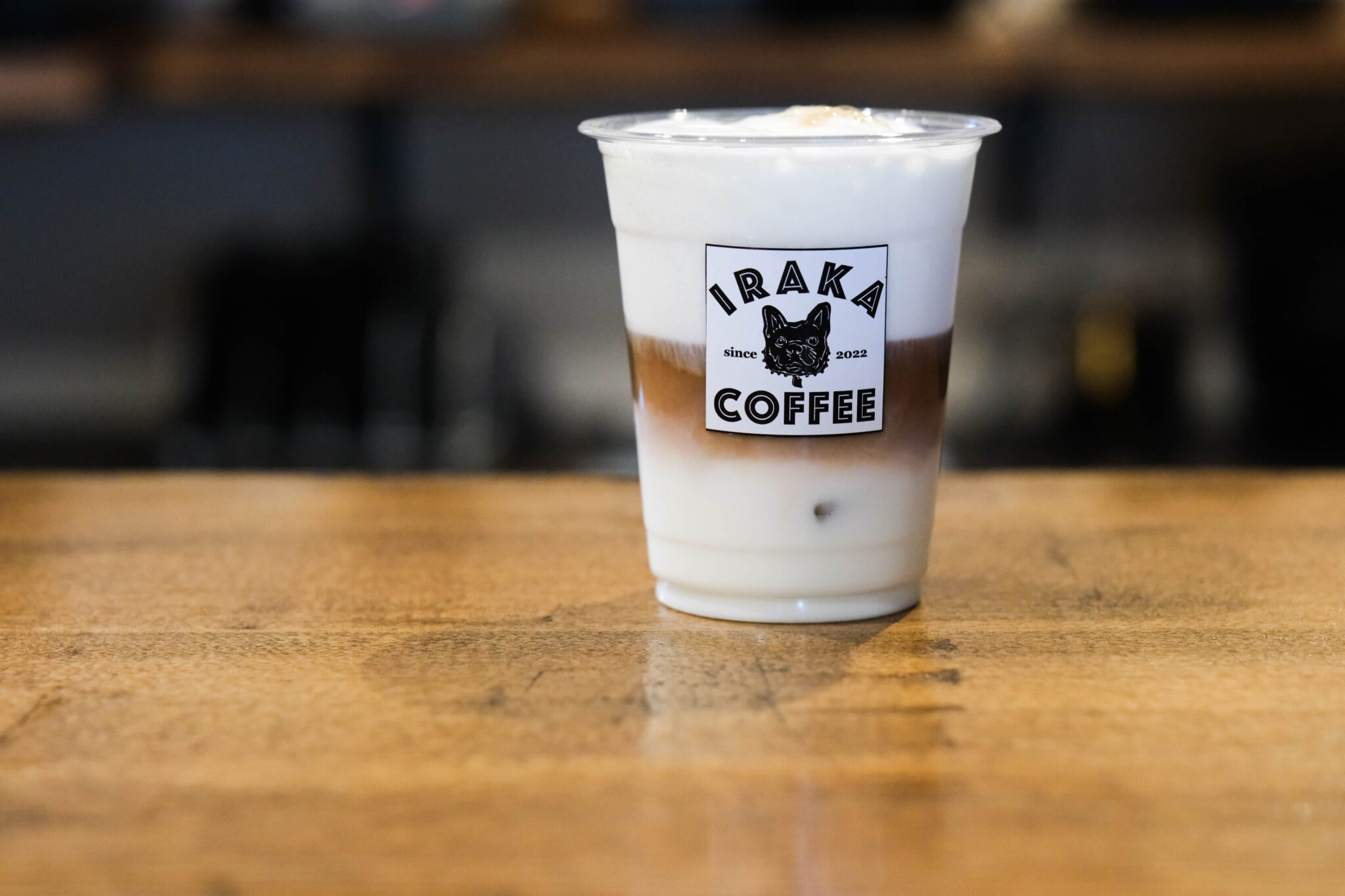 「IRAKA COFFEE（イラカコーヒー）」気さくで明るい店長さんと愛犬ブブくんが評判のコーヒーテイクアウト専門店 | あちこち | リビング新聞の編集ライターが届ける鹿児島のおでかけ情報