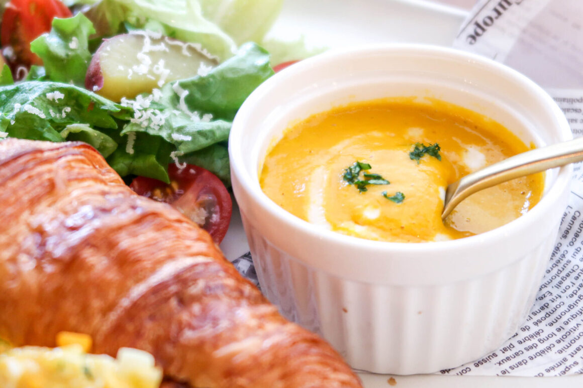 【指宿市】ゆったりと甘くて優しい時間を過ごせるカフェ「Michelle」（ミシェル） | あちこち | リビング新聞の編集ライターが届ける ...